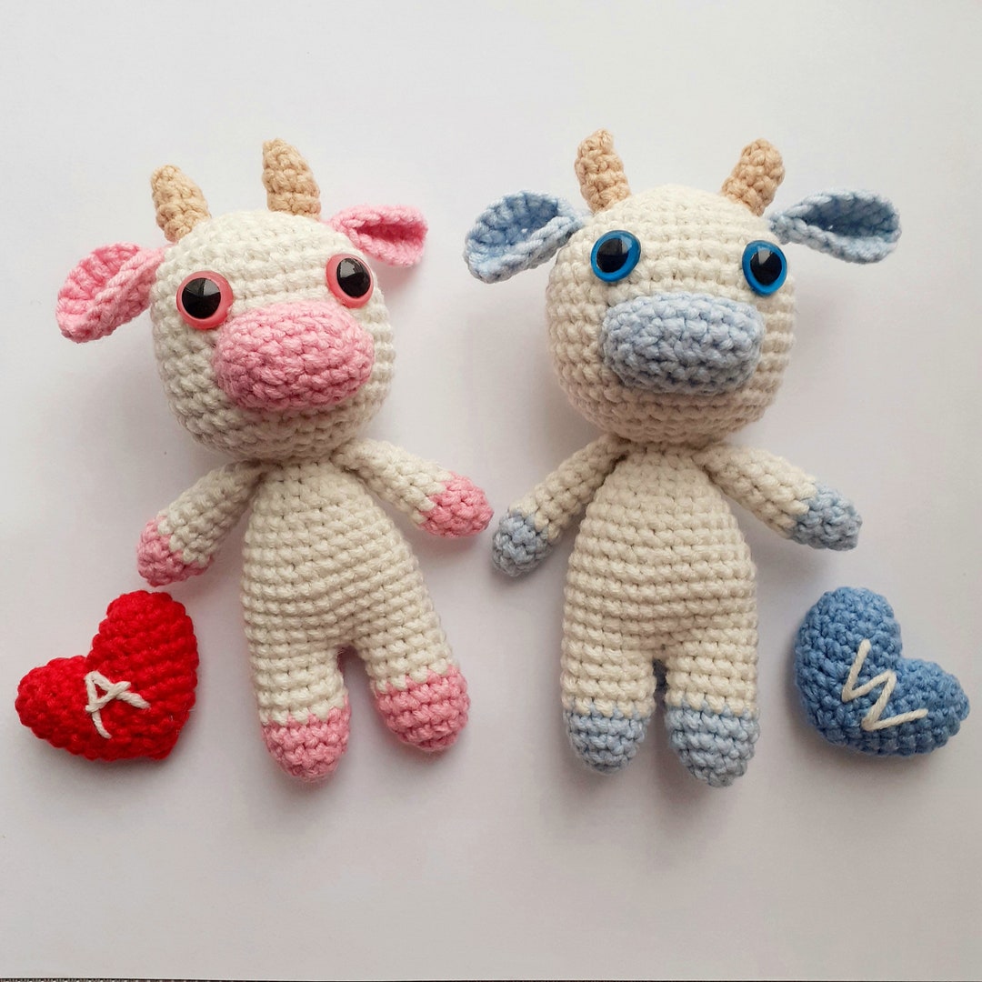 Amigurumi Mini Cow Pink Blue Eyes, Girly Cow, Crochet Stuffed Cow ...