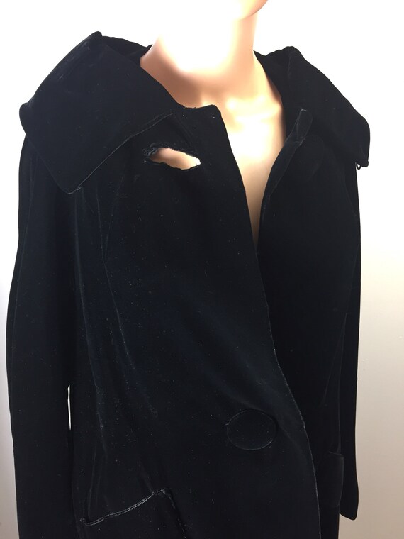 Vintage 50s Black Velvet Cape Cloak Large Buttons by … - Gem