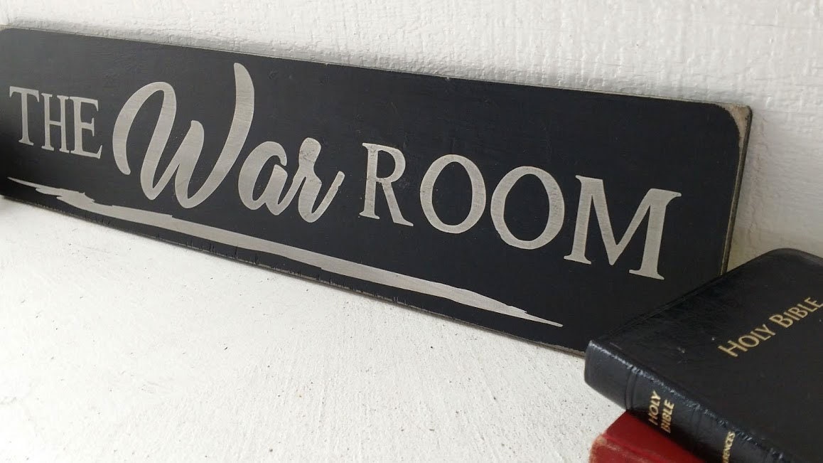 THE WAR ROOM Wooden Sign // Prayer Room // Faith Based Wood Sign ...