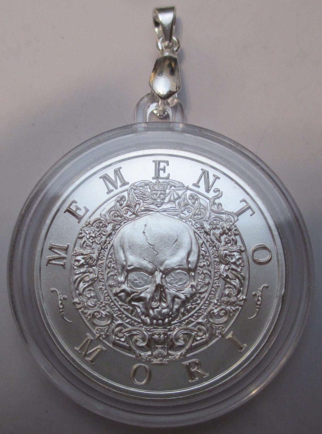 MEMENTO MORI- 1/2 Oz. Bu .999 Fine Silver Coin/pendant (air Tight ...