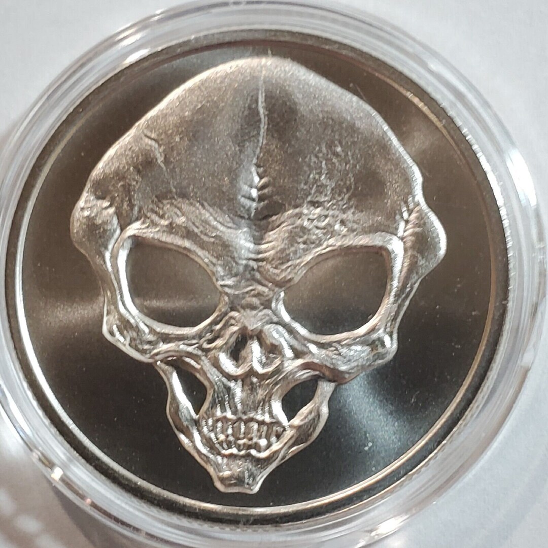 Alien Skull 1 Oz .999 Silver New High Relief in Capsule AREA 51 UFO NEW ...