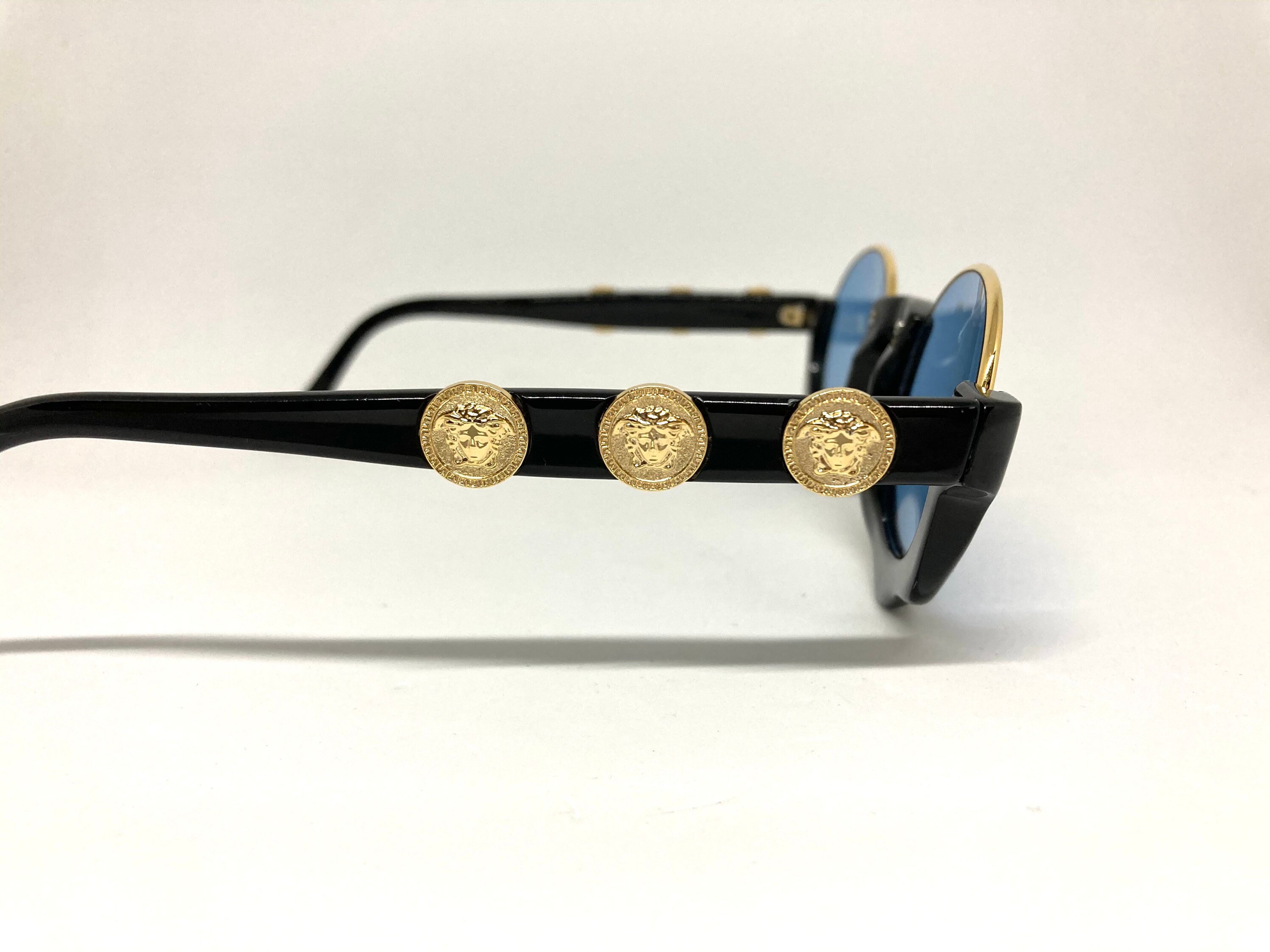 Vintage Gianni Versace MOD.S19 COL. 784 Black Sunglasses - Etsy