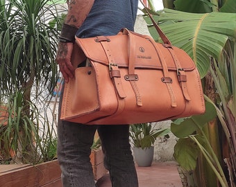 The Asta Weekender Handcrafted Leather Duffle Bag - Etsy