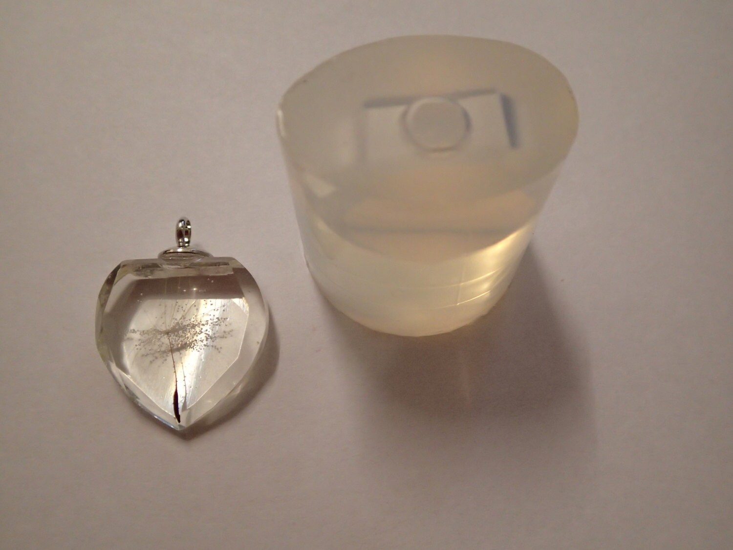 Faceted heart clear transparent silicone mould for resin | Etsy