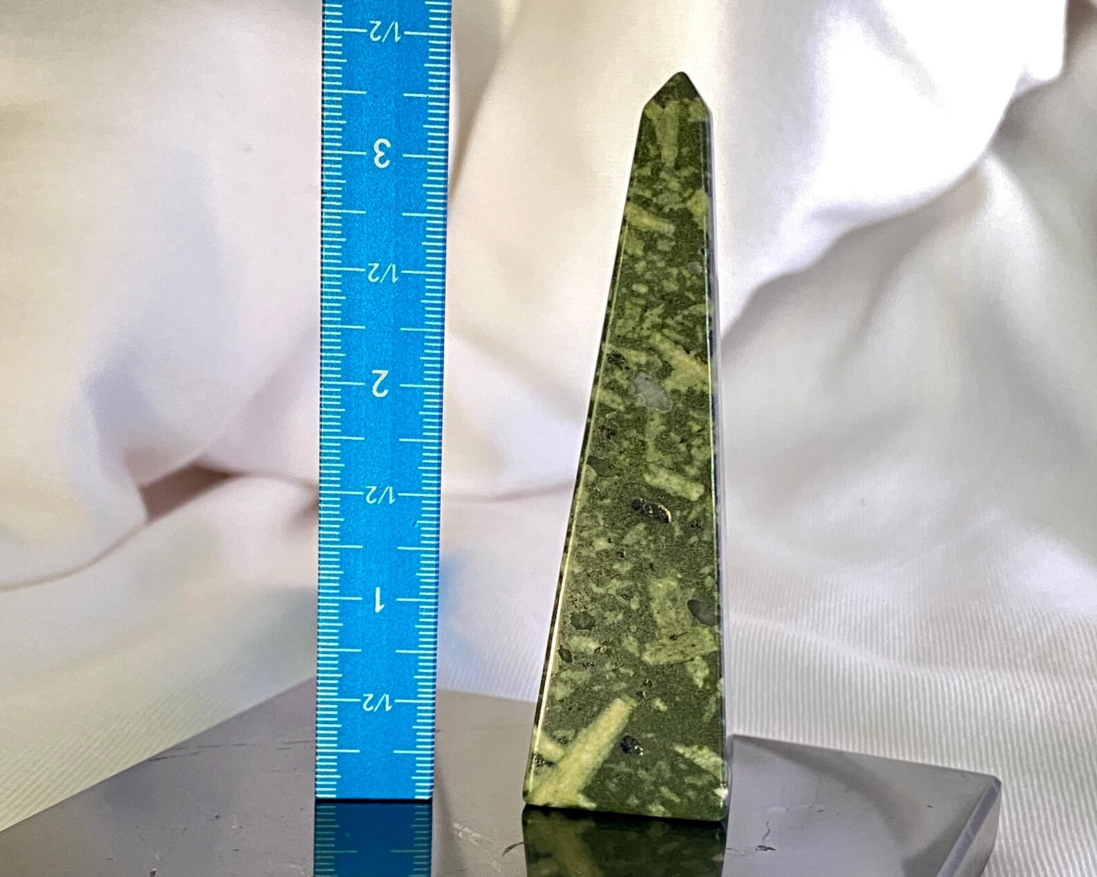 3.4”, 72.2g, Chinese Writing Stone, Green Porphyrite Tower, Porphyry ...