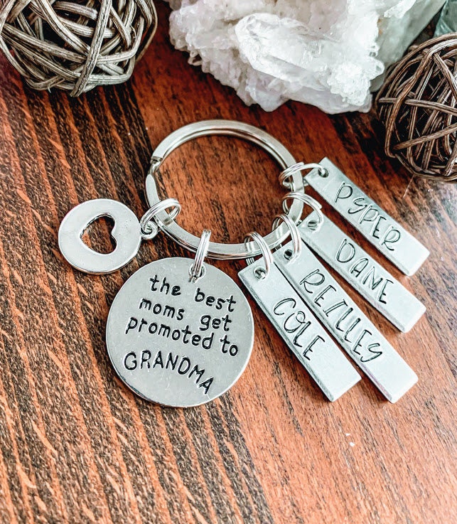 GRANDMA KEYCHAIN with NAMES Only the Best Moms Get Promoted | Etsy