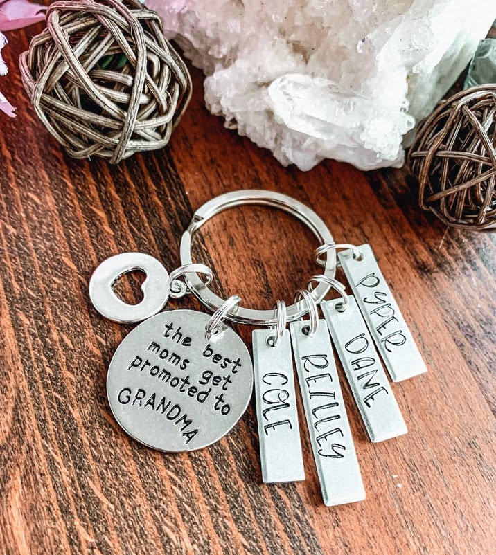 GRANDMA KEYCHAIN With NAMES, Only the Best Moms Get Promoted to Grandma ...