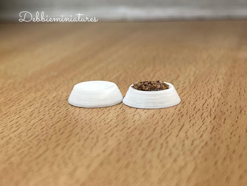Dollhouse Miniature 1:12th Scale Realistic Pet Food and Water Bowl Set ...
