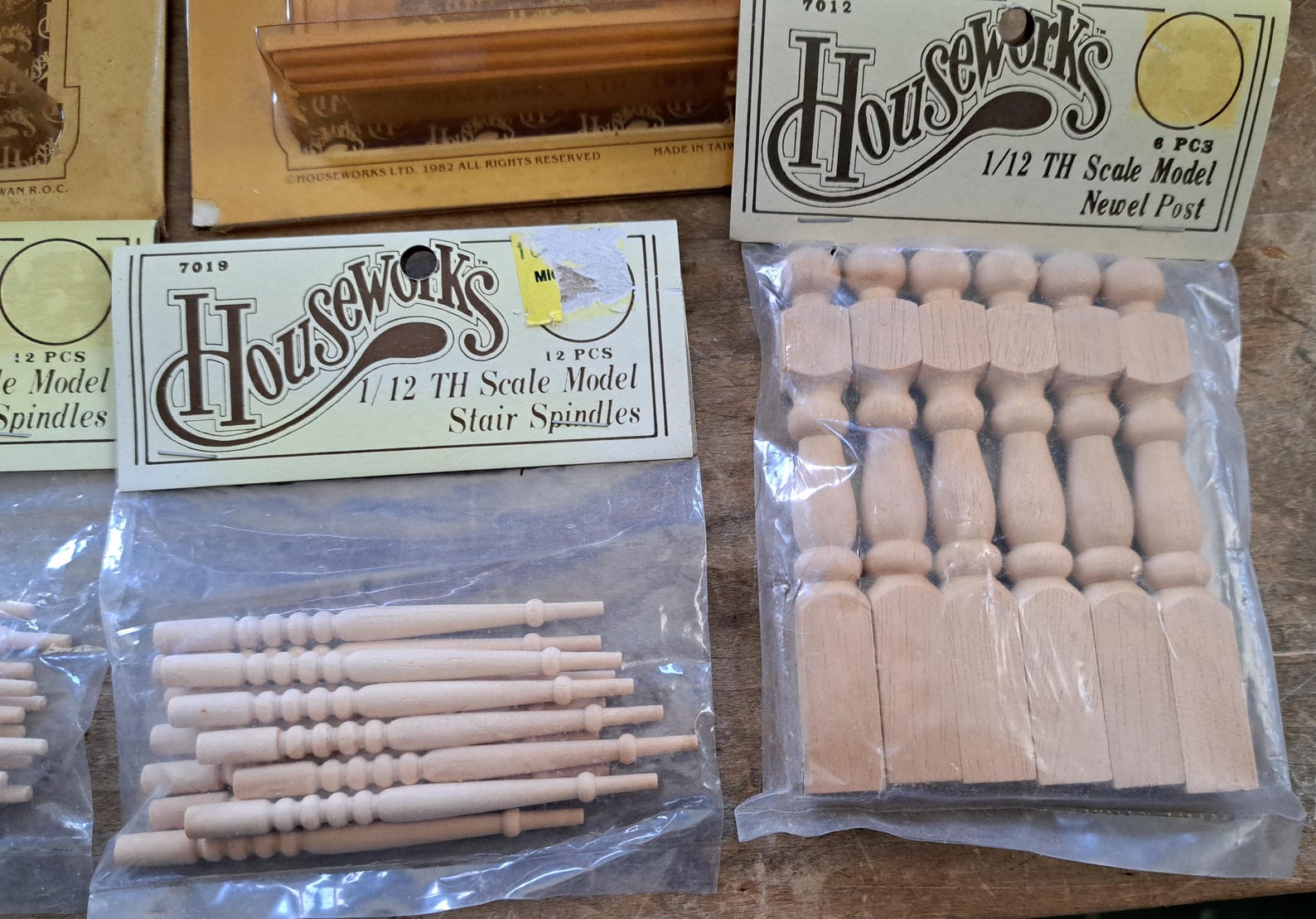 Houseworks Dollhouse 1:12 Scale, Windows and Spindles and Newel Posts ...