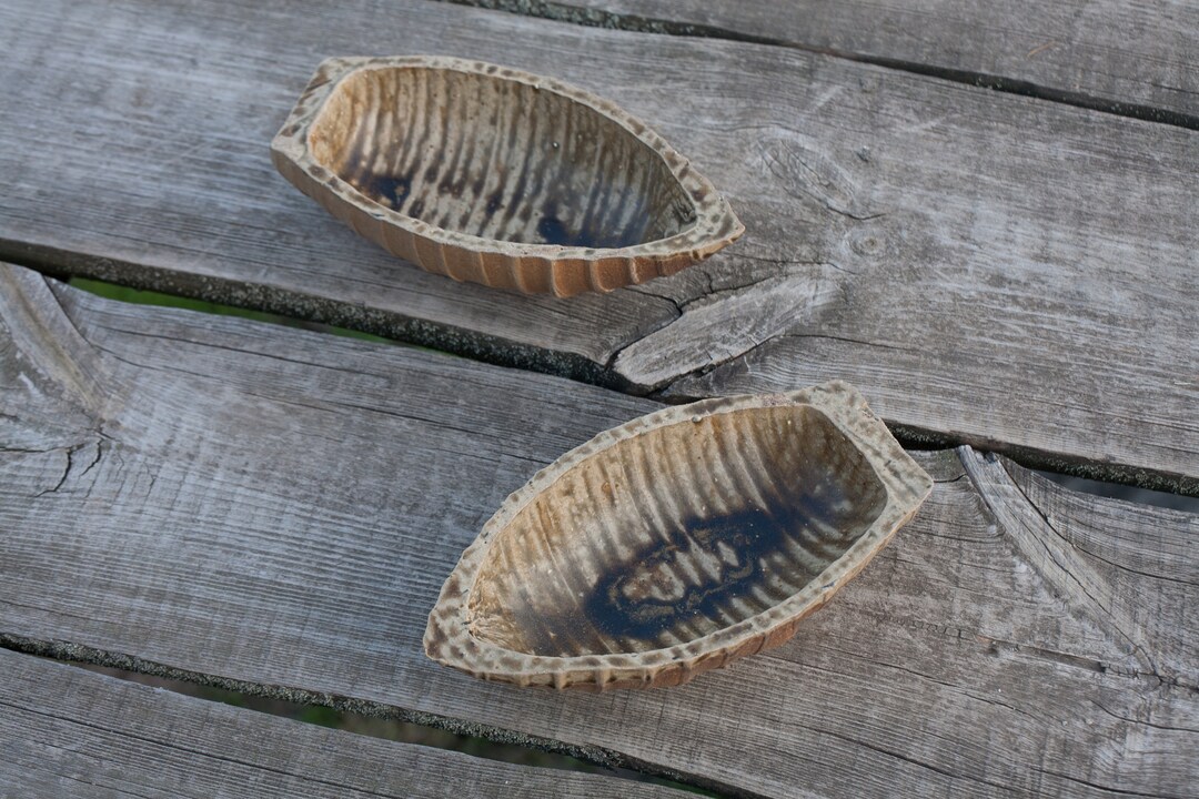 Set of Two Wood Fired Ash Glazed Plates boats by Paul Fryman. - Etsy