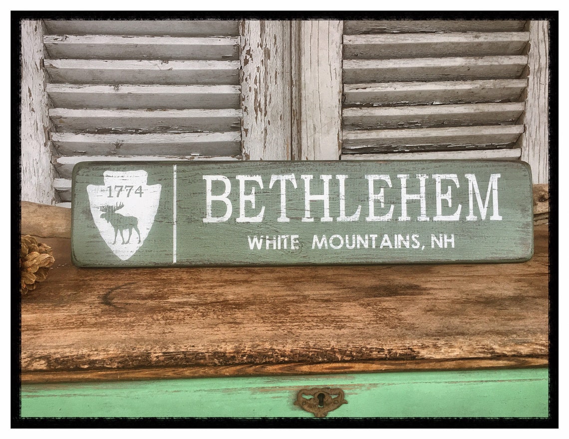 Bethlehem New Hampshire Painted Sign L Bethlehem NH Wooden - Etsy