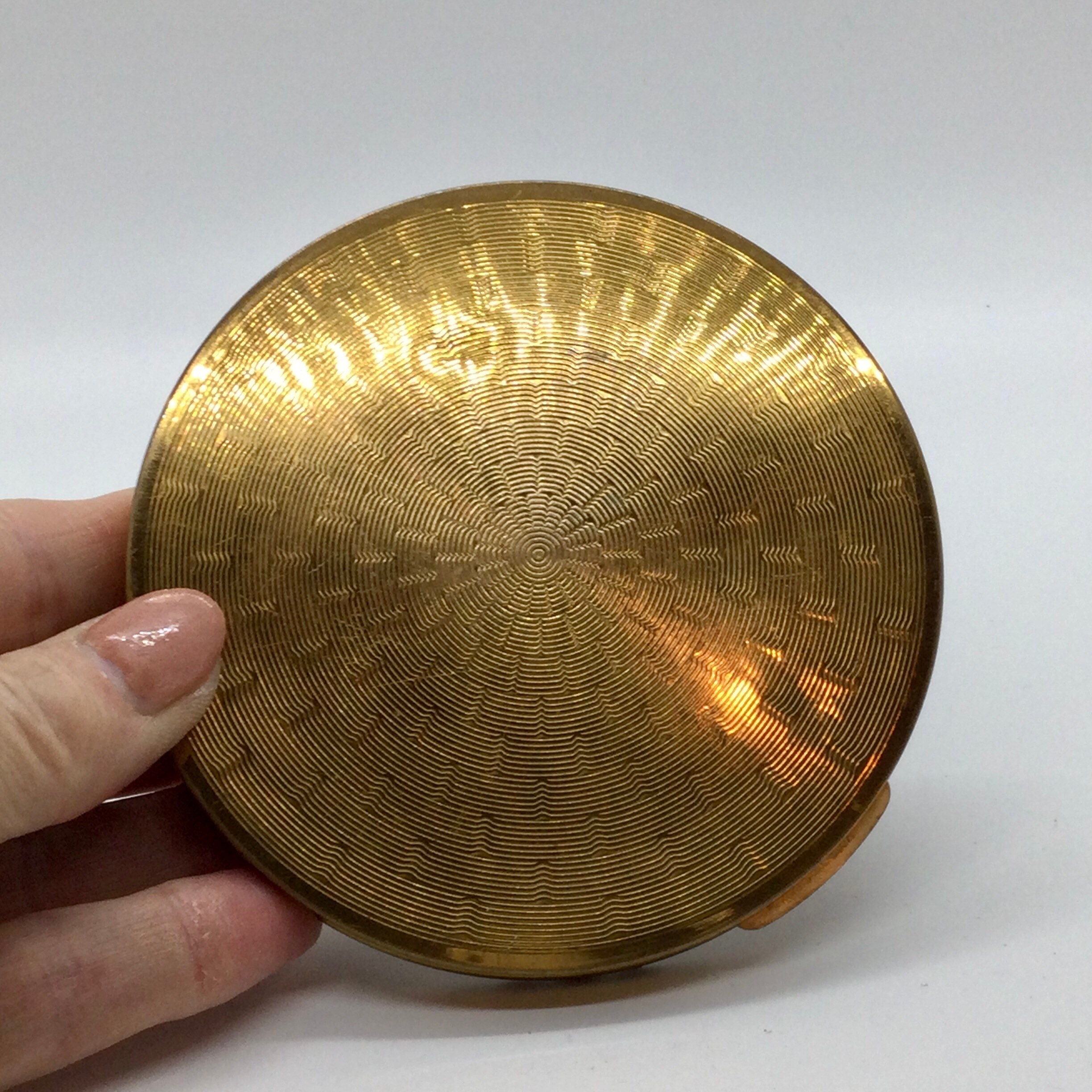 Large Gold Filigree And Jeweled 1930s Pancake Compact Lovely | Etsy