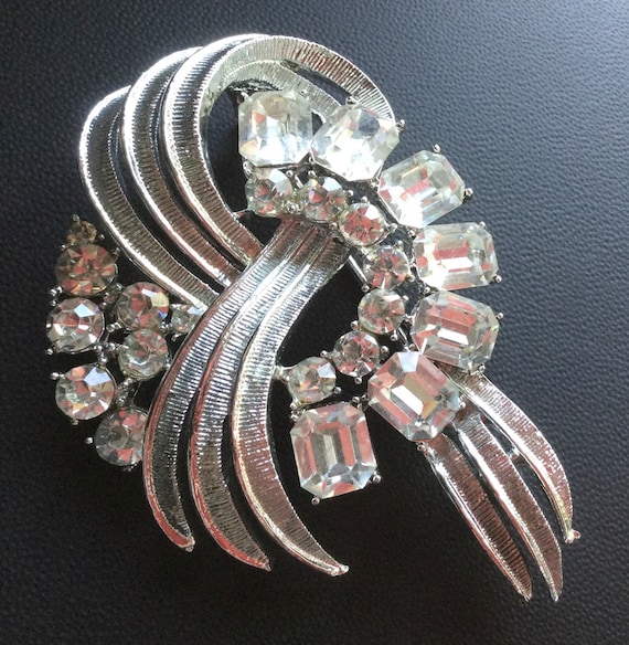 vintage coro silver fancy - Gem