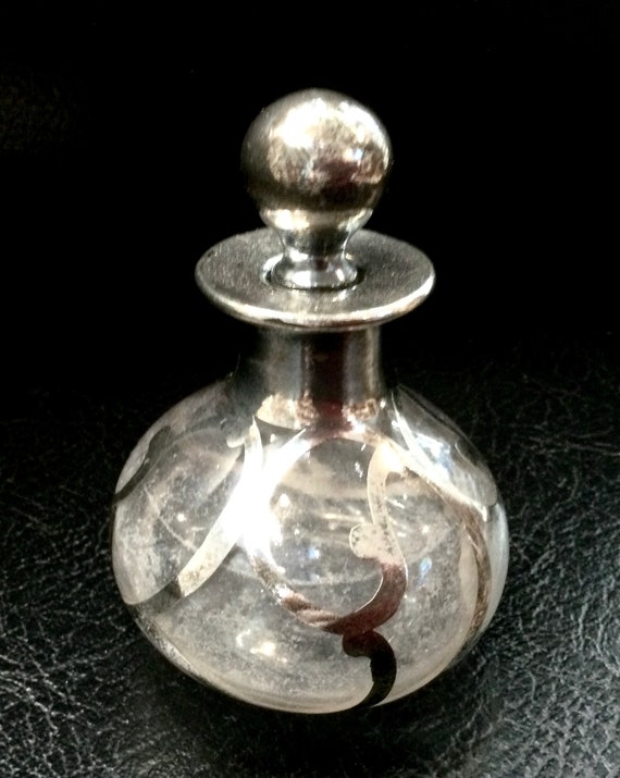 Small Antique Sterling Silver Perfume Bottle Cologne - Gem