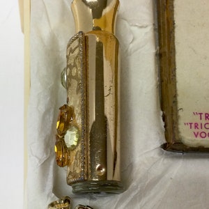 Wiesner of Miami Trickettes Compact Perfume Bottle Key Chain Set ...