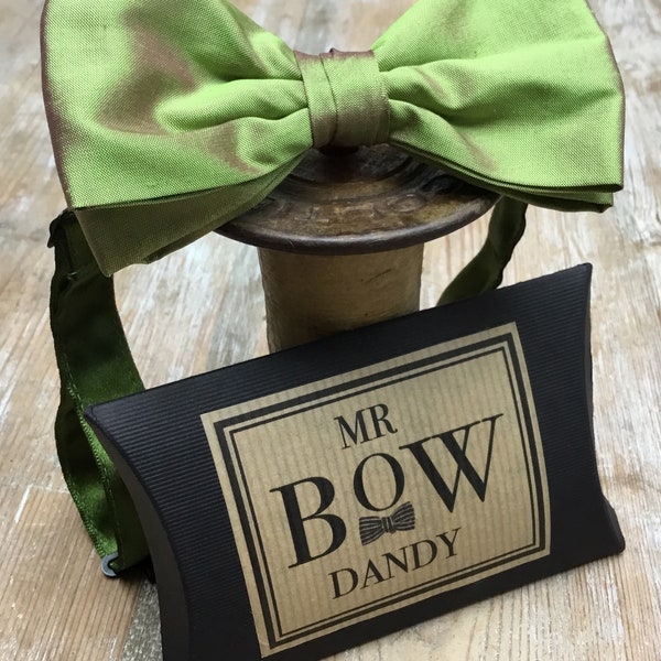 Dapper Bow Tie in Burgundy. Sumptuous 100% Silk With Satin Adjustable ...