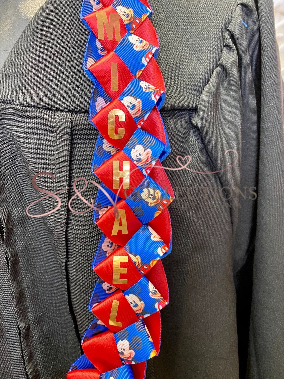 Cartoon Graduation money lei with personalized ribbon | Etsy