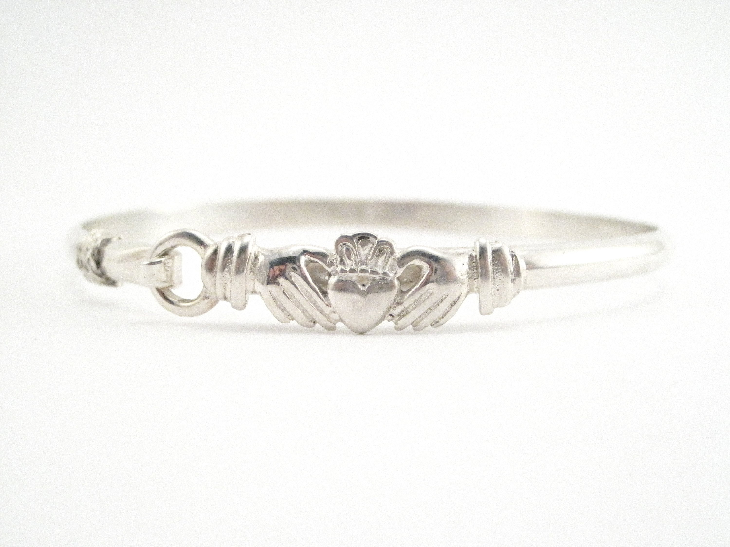 Cape Cod Claddagh Bracelet - Etsy