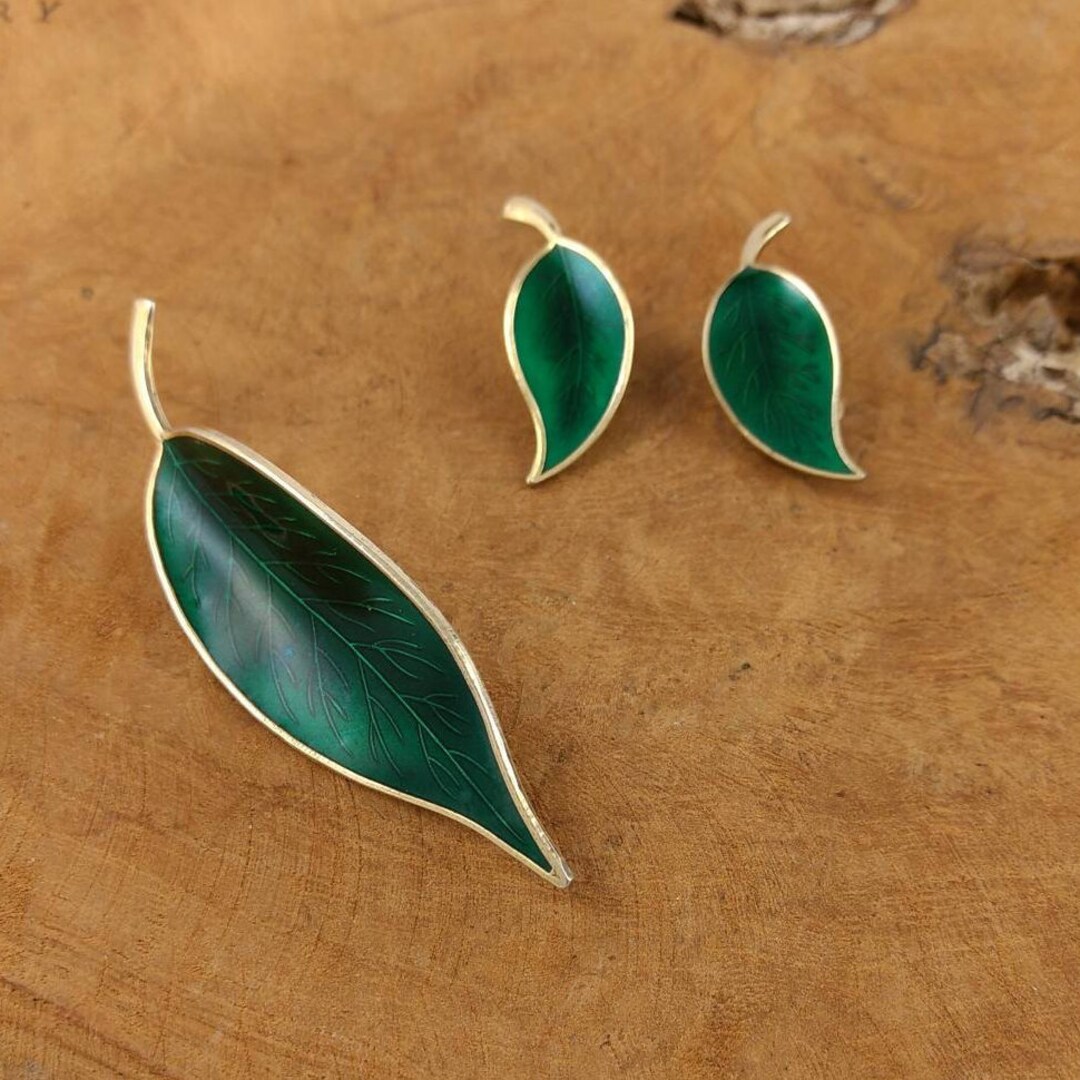 Sterling Silver Green Enamel Leaf MEKA Brooch & Clip on Earrings Signed ...