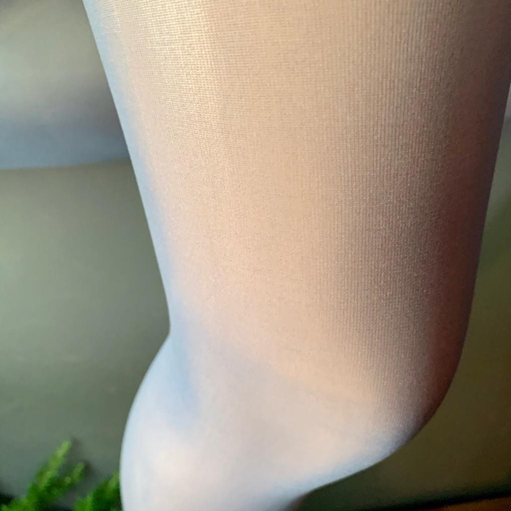 Ultra Sheer Tights, Ver Stretchy 3 Dimentional Elasticity, Incredibly ...