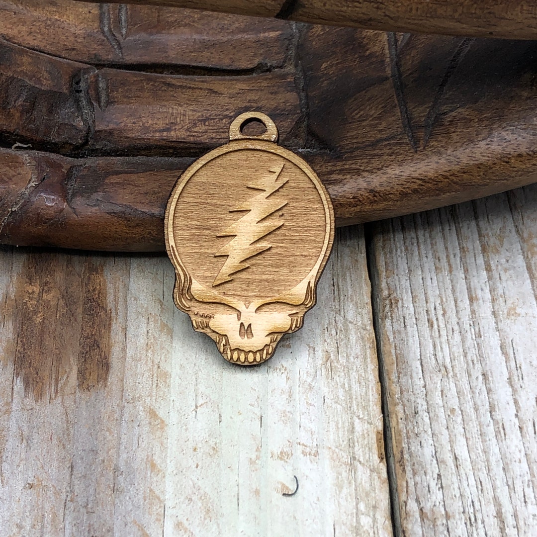 SS108 1 Piece Large Lightning Bolt Deadhead Style Skull Engraved Large ...