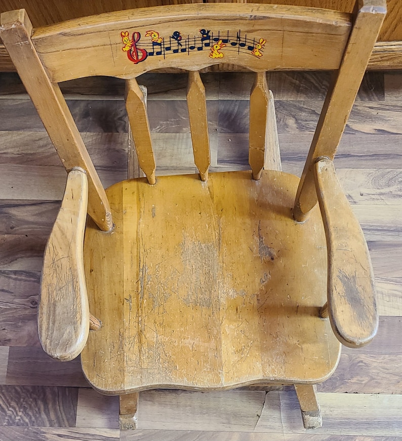 Vintage Williamsburg Musical Kids Wooden Rocking Chair With Musical Box ...