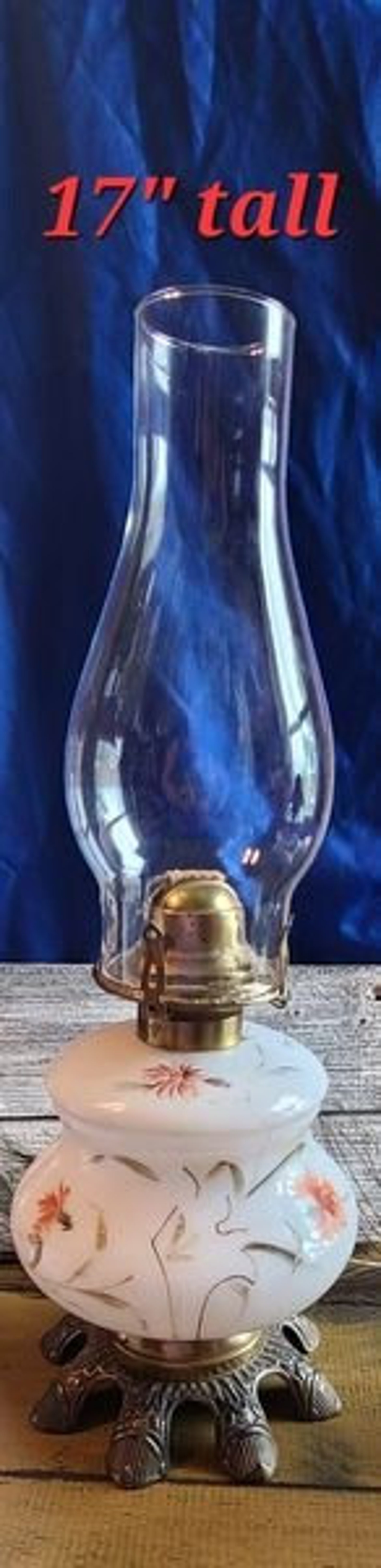 Beautiful Antique Vintage Oil Lamp Handpainted - Etsy
