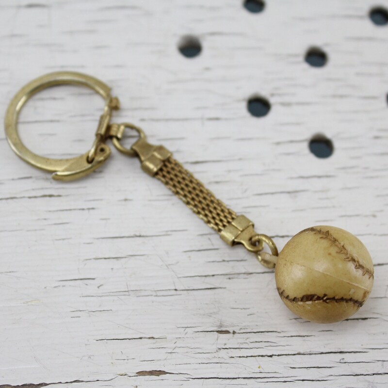 Cadillac Key Chain - Etsy