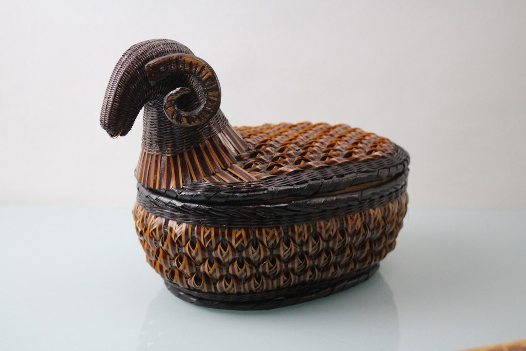 Vintage Sheep Basket Woven From Beautiful Wood Handmade From the 70s - Etsy