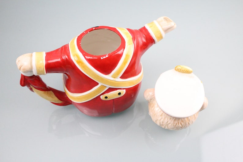 Vintage Teapot Dancing Bear Circus Bear Porcelain Coffee Pot Teapot ...