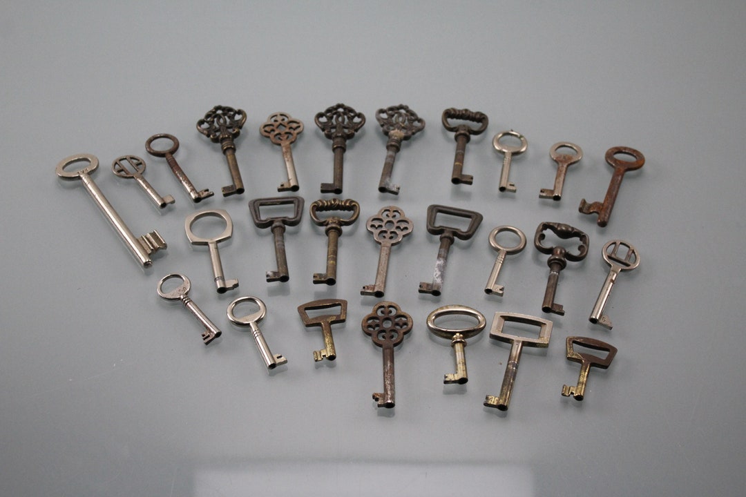 Old Key Collection 26 Piece Antique Key Set - Etsy