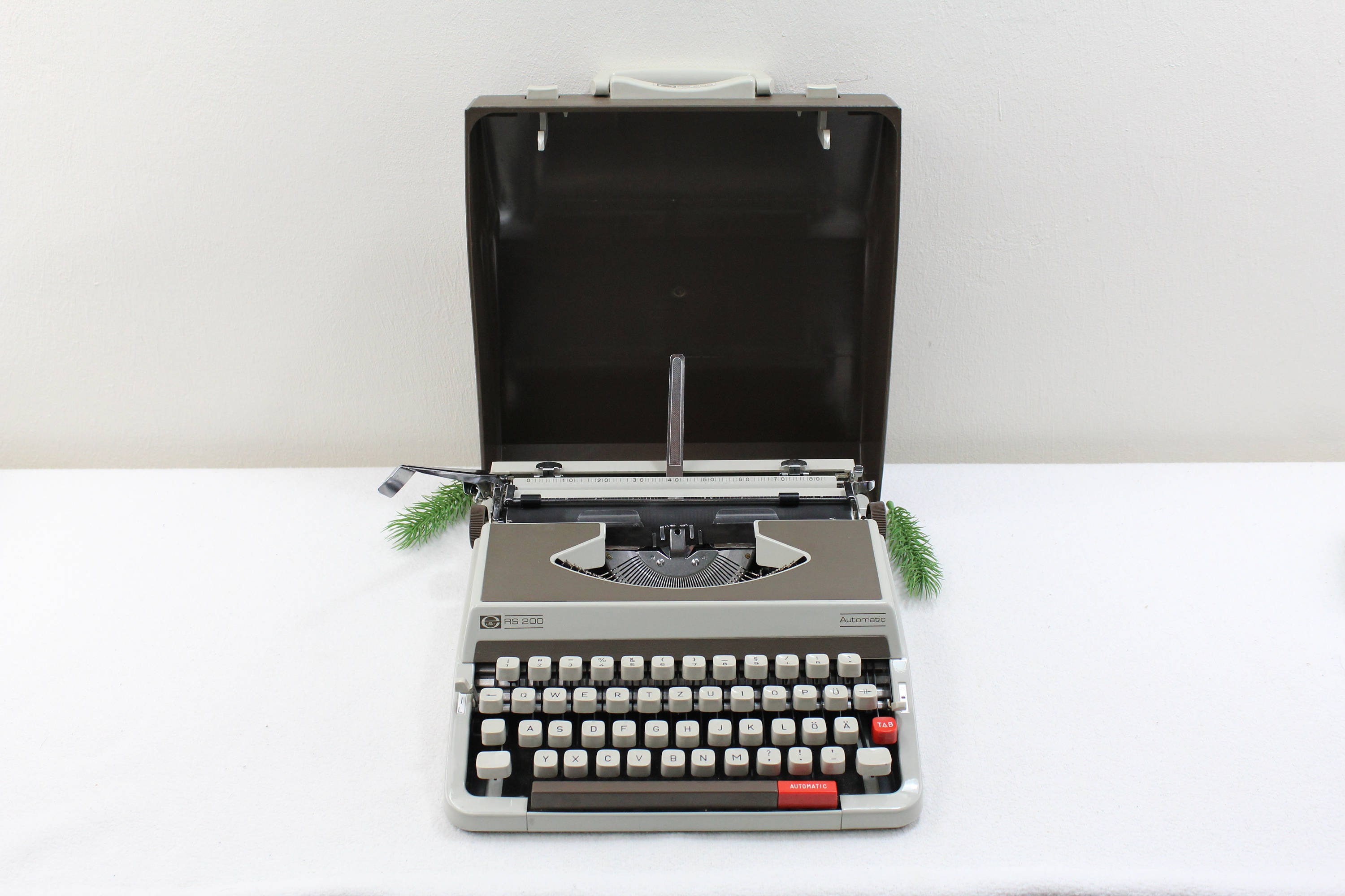 Vintage. Typewriter Elite RS 200 Vintage 60s Office Mechanical | Etsy