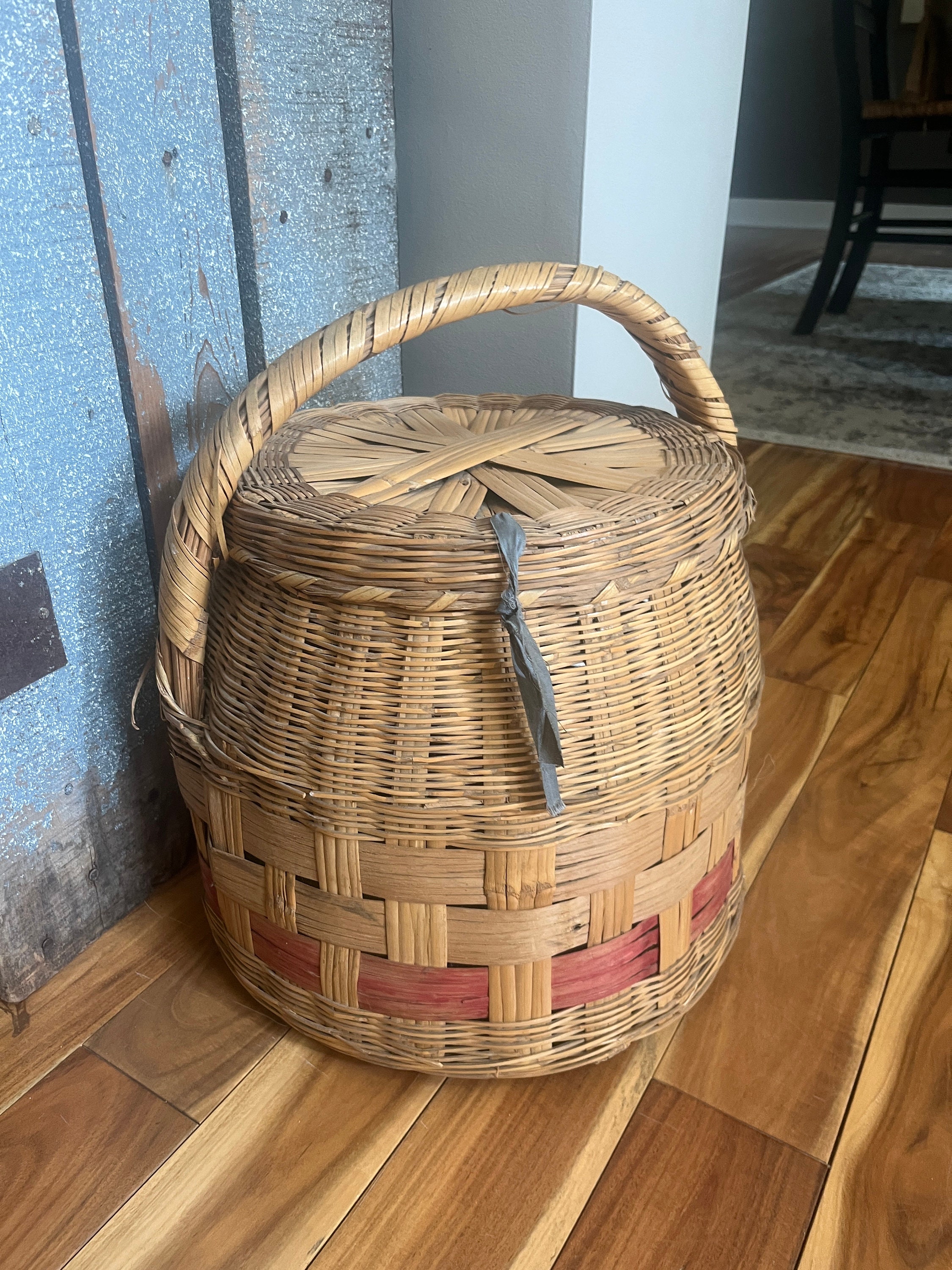 Antique Lidded Basket - Etsy