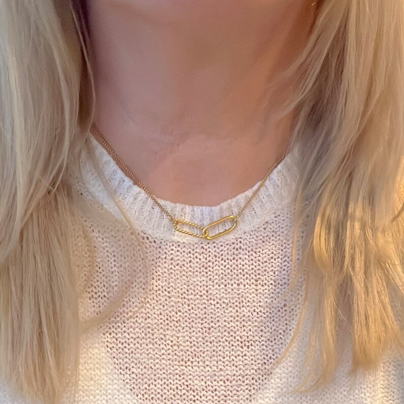 Gold Interlocking Oval Links Necklace - Etsy