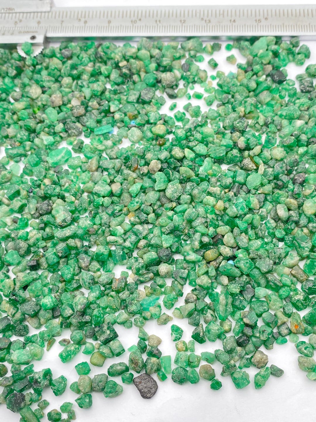 Rough Emerald Chips,raw Green Emerald Lot Small Beads and Jewelry ...