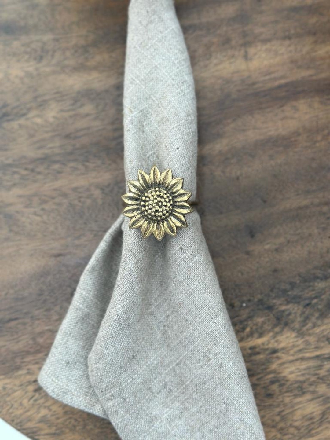 Brass Sunflower Napkin Rings. Set of 6 - Etsy