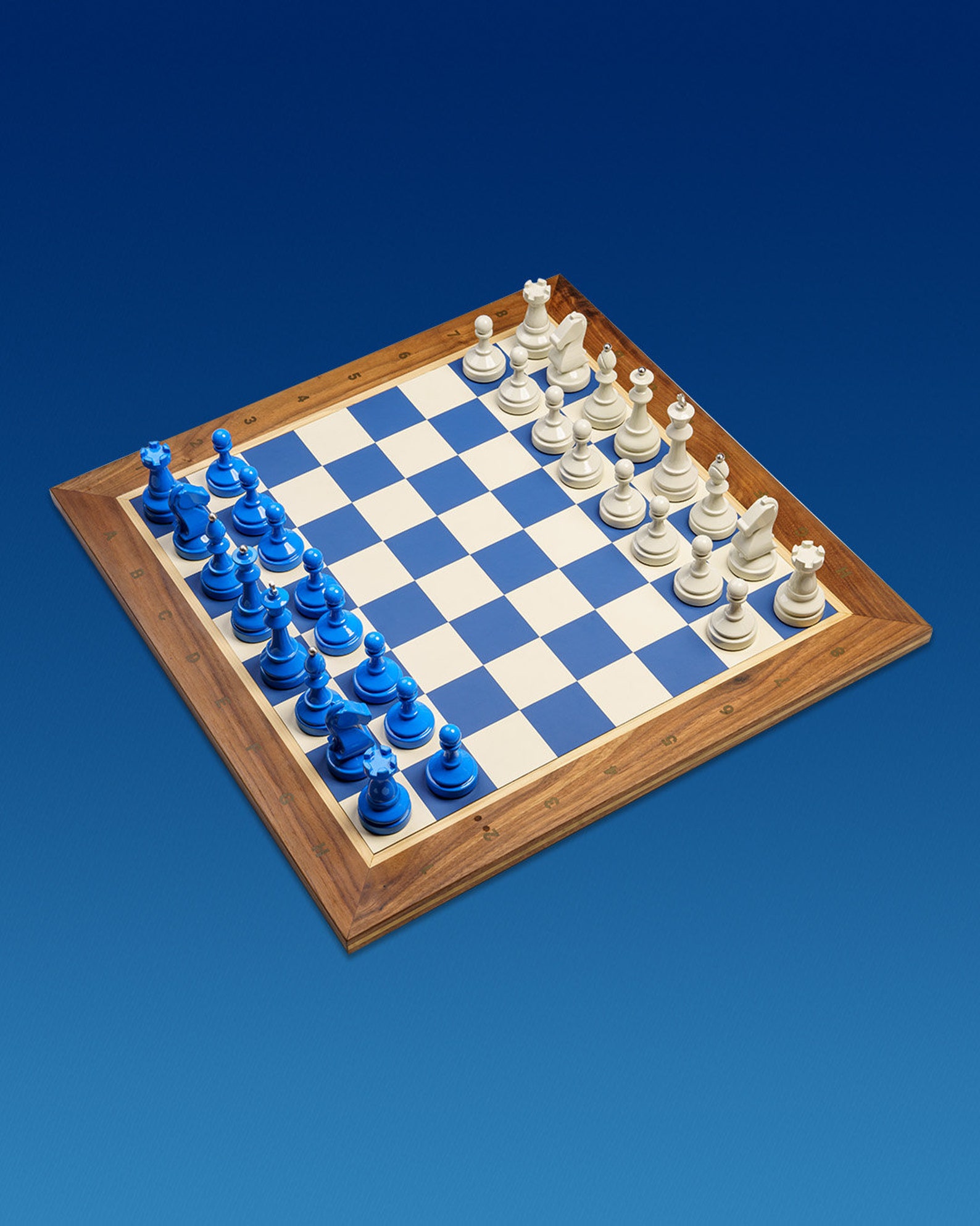 Bespoke Tournament Chess Set, Wooden Leather Lacquered Bold Chess Set ...
