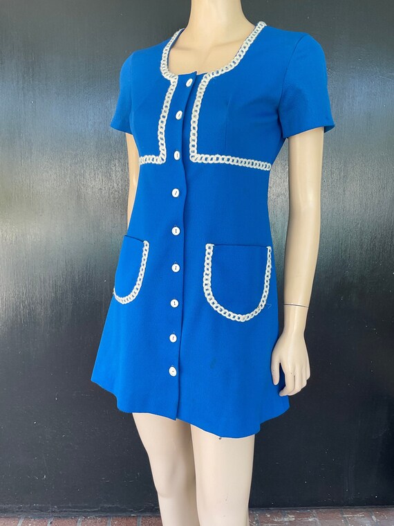 1970s blue white - Gem