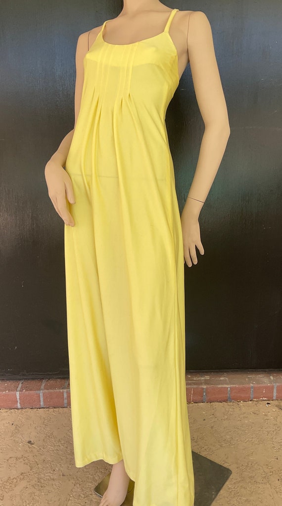 Vintage 1970s Yellow Dress Gem