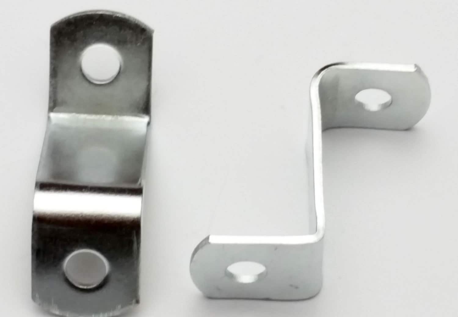 1'' Inch Offset Clips for Canvas and Picture Framing. Screws Included ...