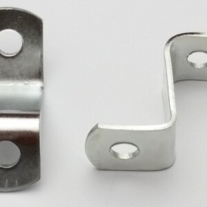 3/4 Inch Offset Clips for Canvas and Picture Framing. Screws Included ...