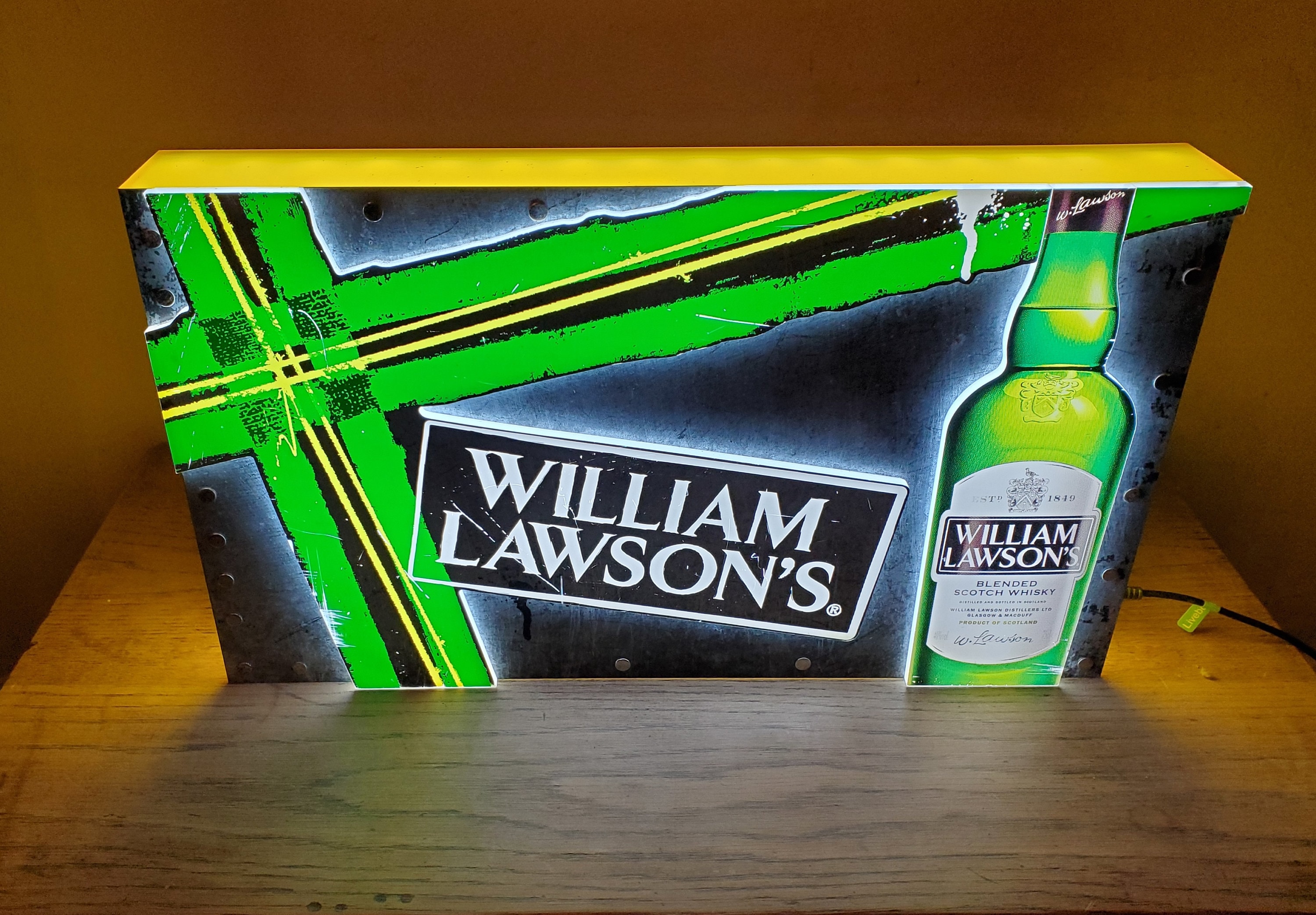 Light up William Lawson Whisky Sign / Light Box Publicity Sign - Etsy