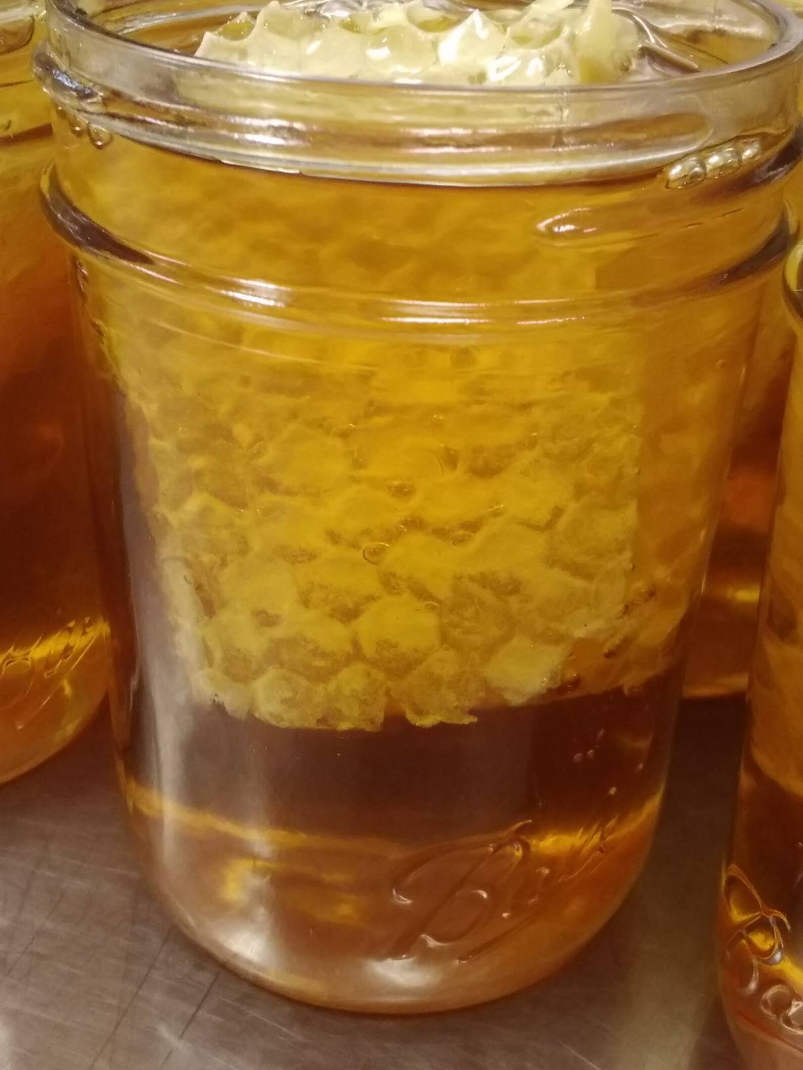 Raw Honey With Honeycomb Chunk Comb 10.5 Oz. Half Pint Mason - Etsy