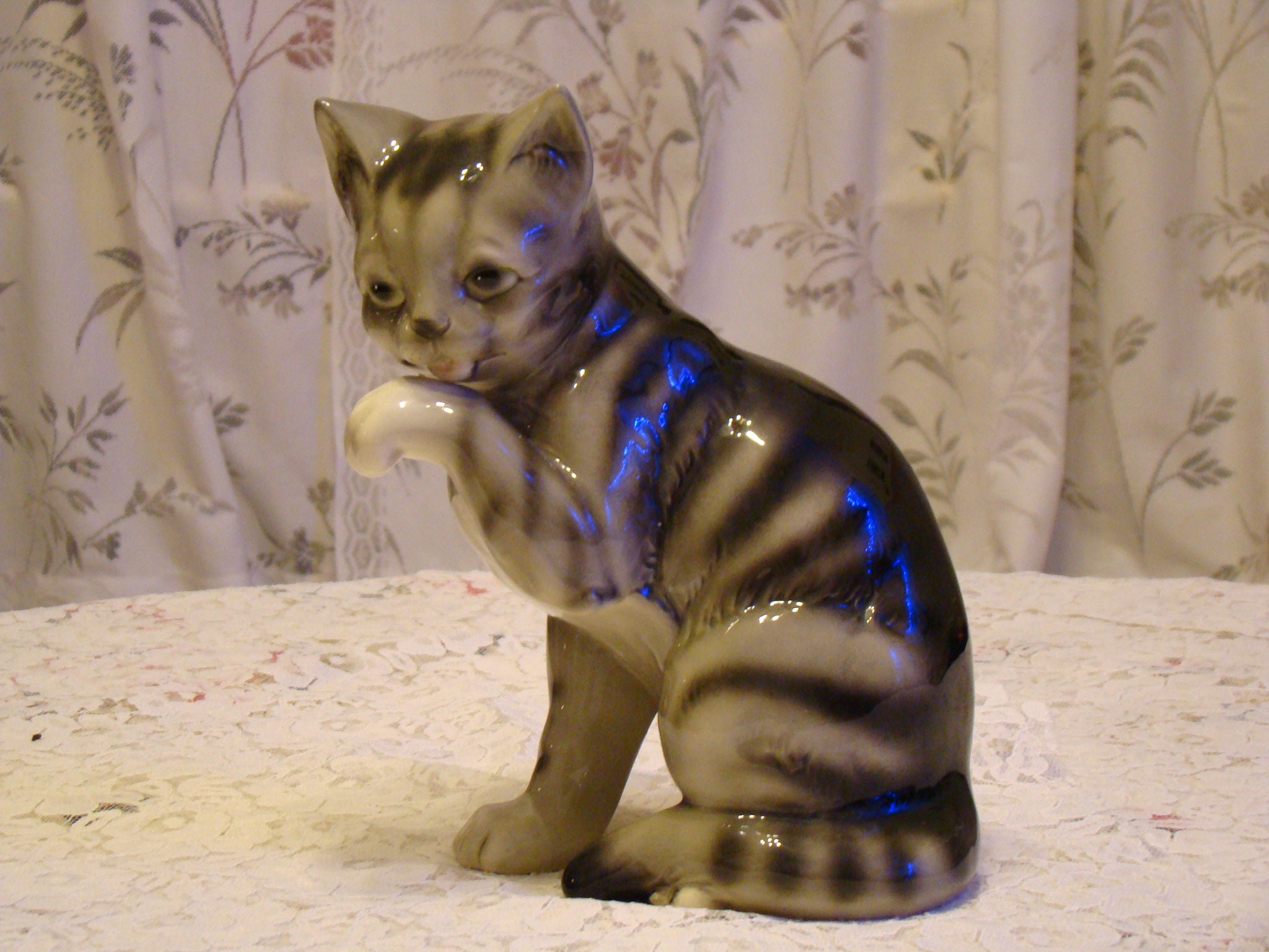 Goebel Cat for sale | Only 4 left at -65%