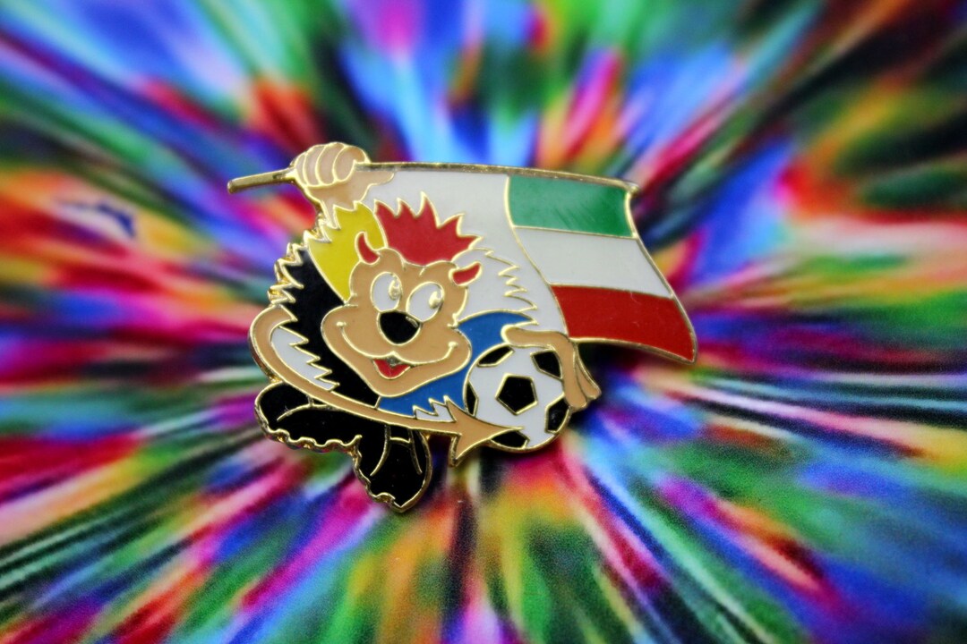 PIMP With PINS Lapel Pins VINTAGE Coat Hooks Patches - Etsy UK