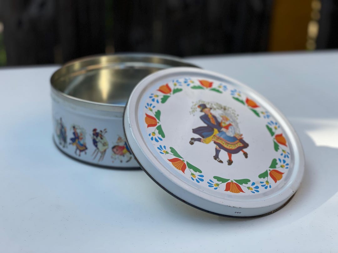 Mid-century Dutch Cookie Tin - Etsy
