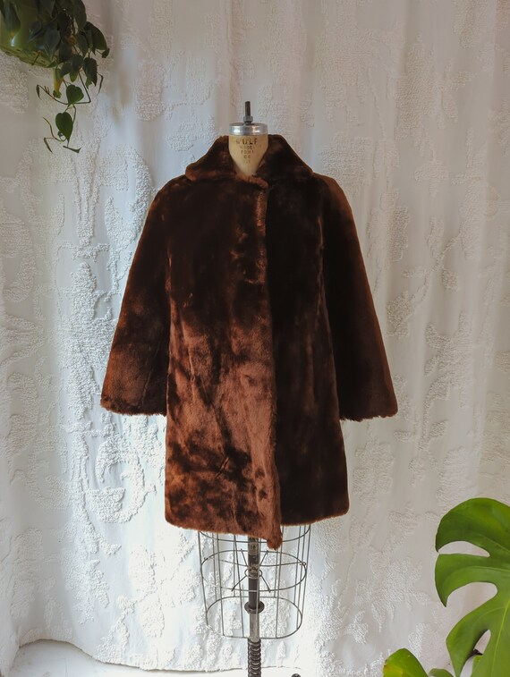 Vintage 1940s Chocolate Brown Mouton Fur Swing Coat /… - Gem