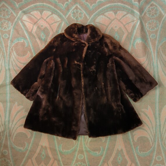 Vintage 1940s Chocolate Brown Mouton Fur Swing Coat /… - Gem