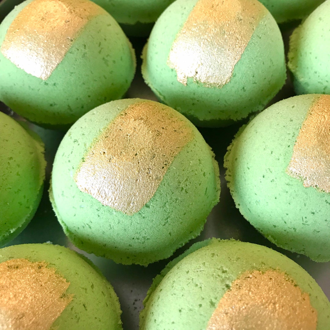 Cucumber Melon Bath Bomb Fruity Bath Fizz - Etsy