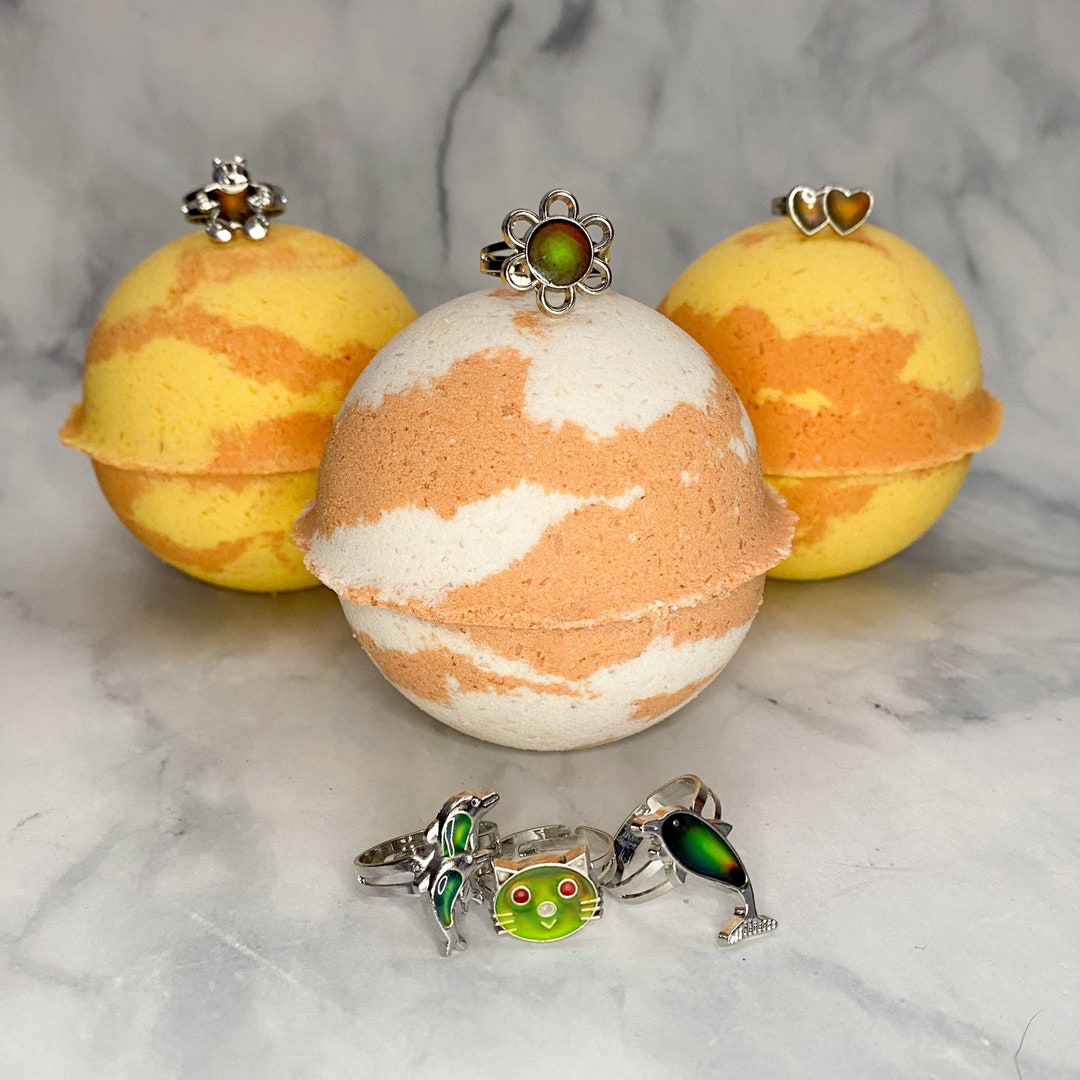 PREORDER Mood Ring Surprise Bath Bomb Bath Bomb Stocking Stuffer Ring ...